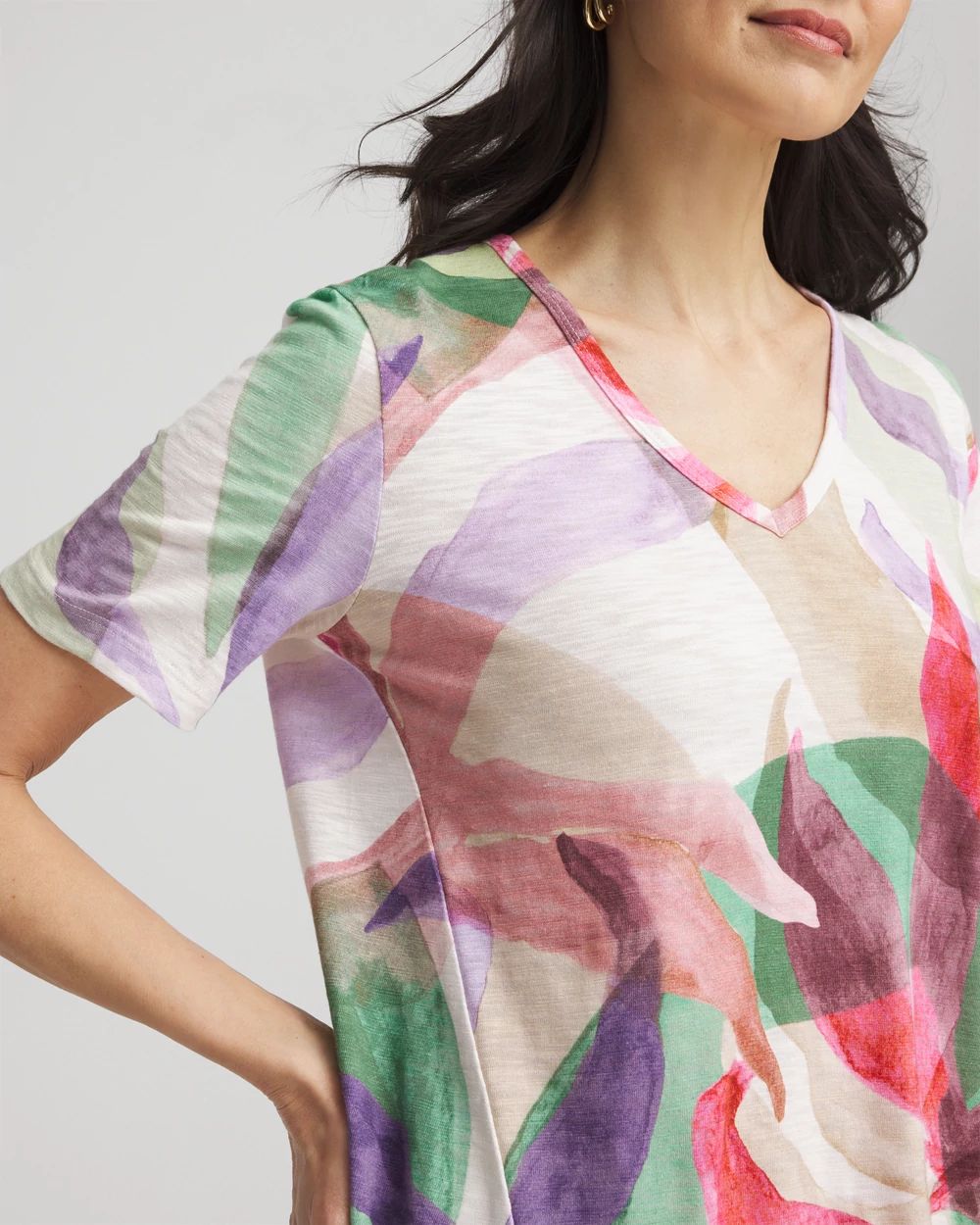 Floral Short Sleeve Forward-Seam Tee | Chico's